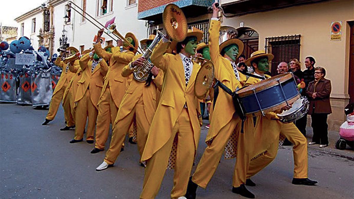 Las charangas del carnaval cuestan al consistorio bañezano 96.800