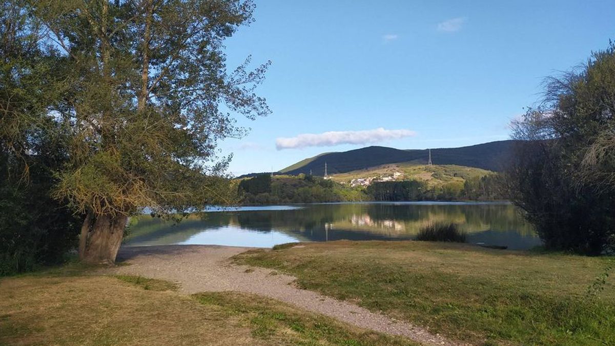 La Casa del Parque ofrece dos visitas guiadas al Lago de Carucedo