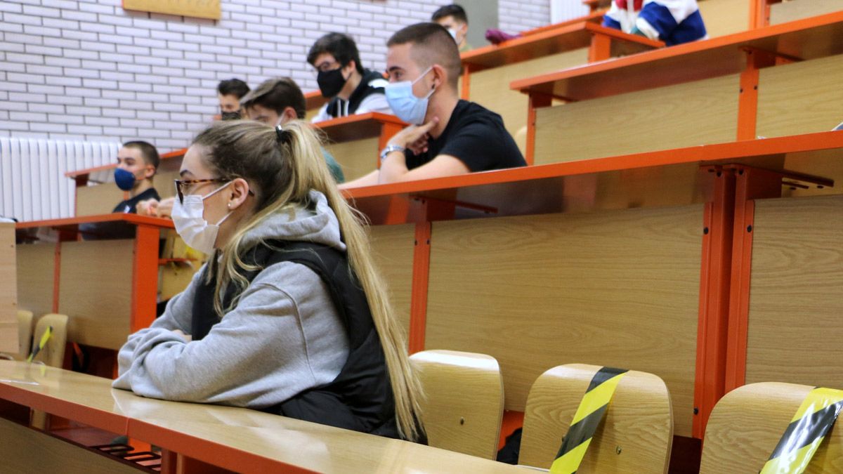 Los universitarios 'irresponsables' se exponen a perder los derechos de ...