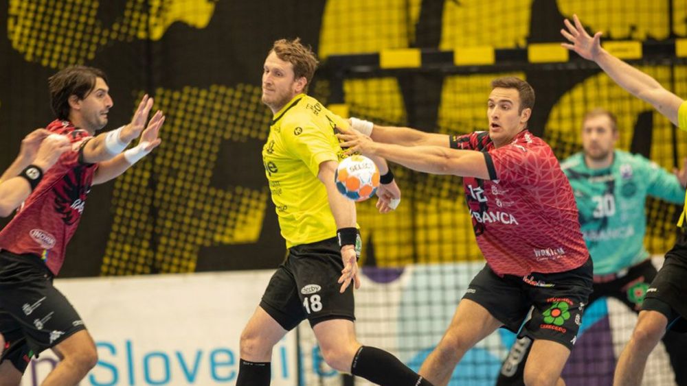 El Ejército de EEUU autoriza a Donlin a seguir otro año en León