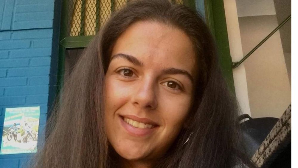 Dos desconocidos que impiden a Ainhoa comerse el mundo