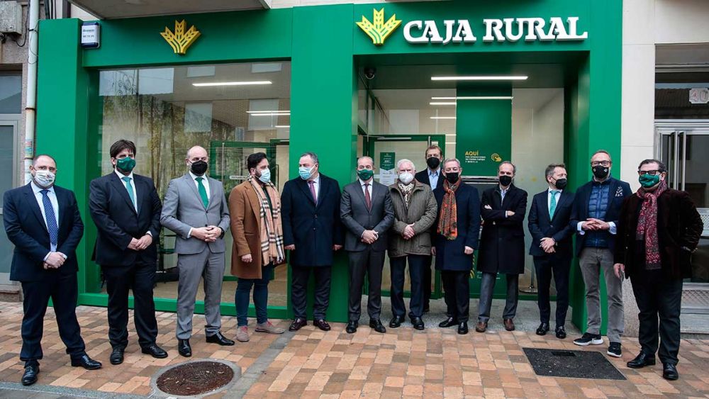 Caja Rural sigue apostando por el servicio en los pueblos