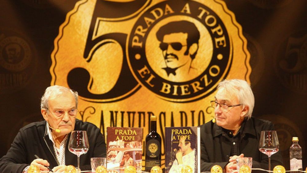 Prada presenta una biografía en la que recoge sus vivencias y memorias