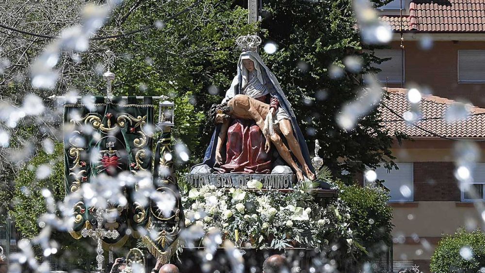 Honor a la patrona de la Región Leonesa