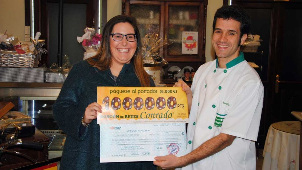 Un millón de pesetas para el máster de Elisa