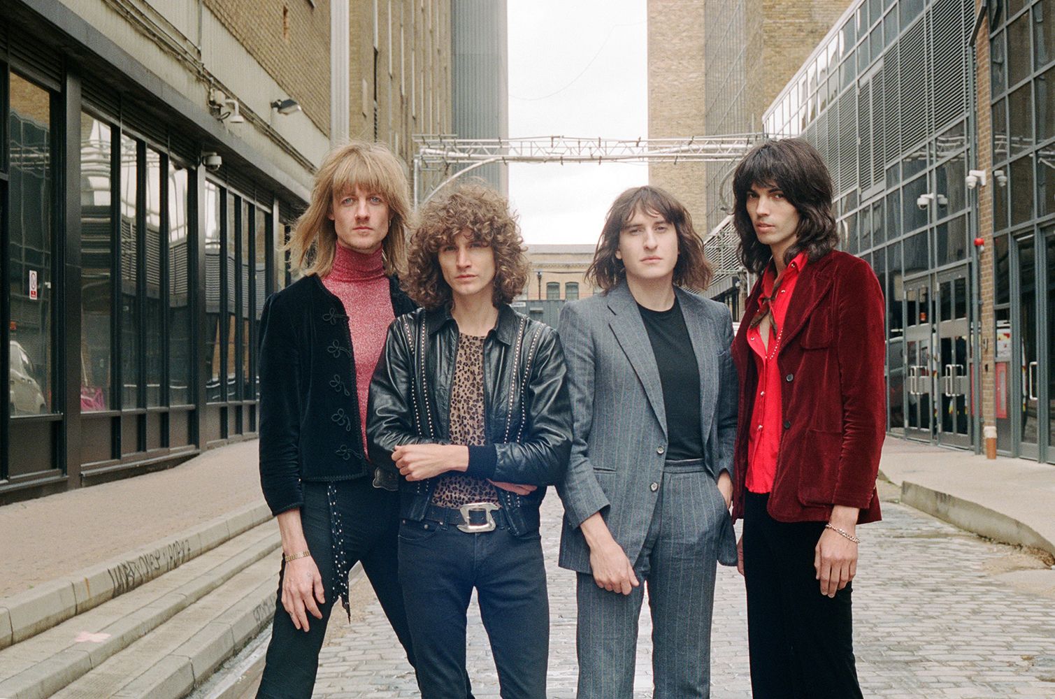 Temples recurre a la psicodelia para hacer historia en el Purple