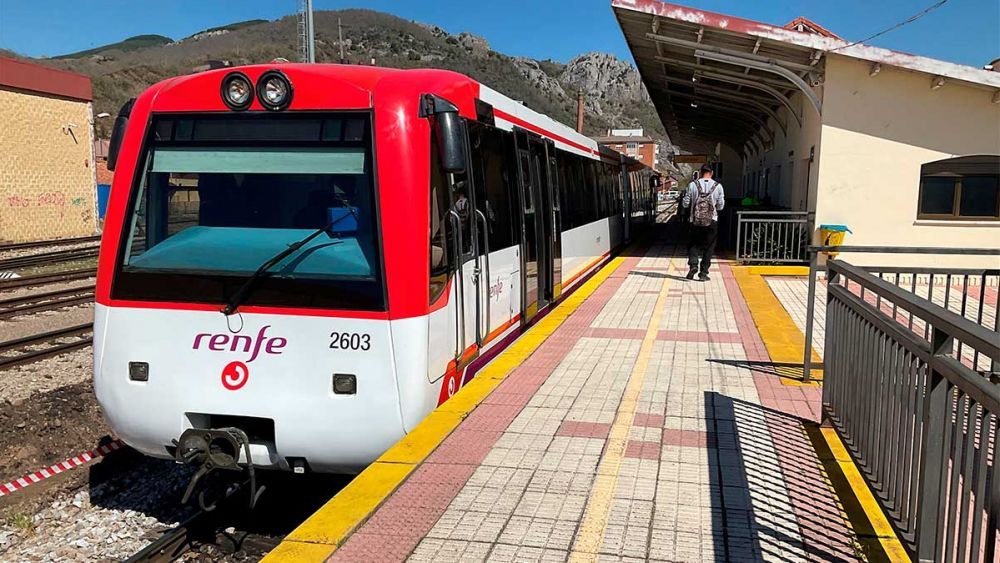 Quejas entre los usuarios de Feve al suprimirse trenes sin previo aviso ... Quejas entre los usuarios de Feve al suprimirse trenes sin previo aviso ...