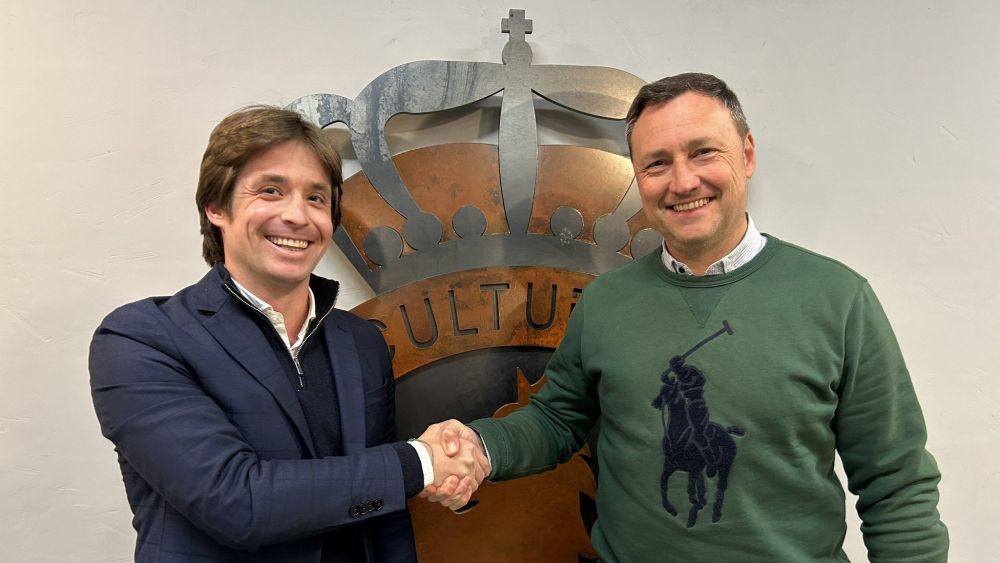El proyecto continúa, Llona seguirá hasta 2025