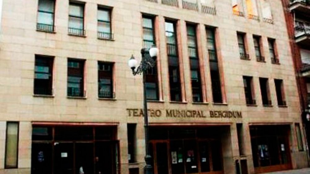 Conde Gatón estrena 'Salve, lucrum!' a partir de comedias clásicas