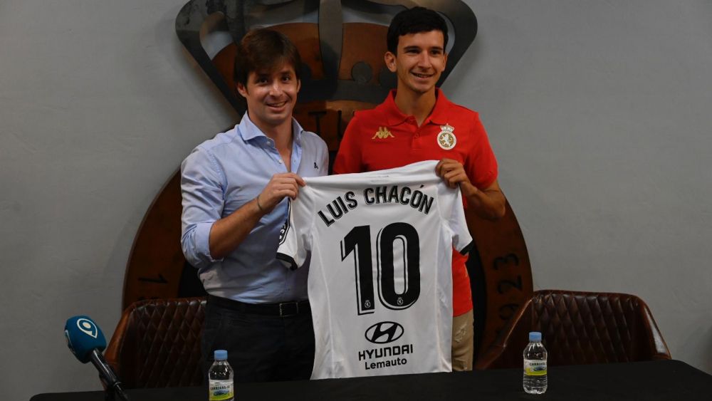 Chacón: "No lo tuve que pensar mucho, da gusto ver jugar a la Cultural"