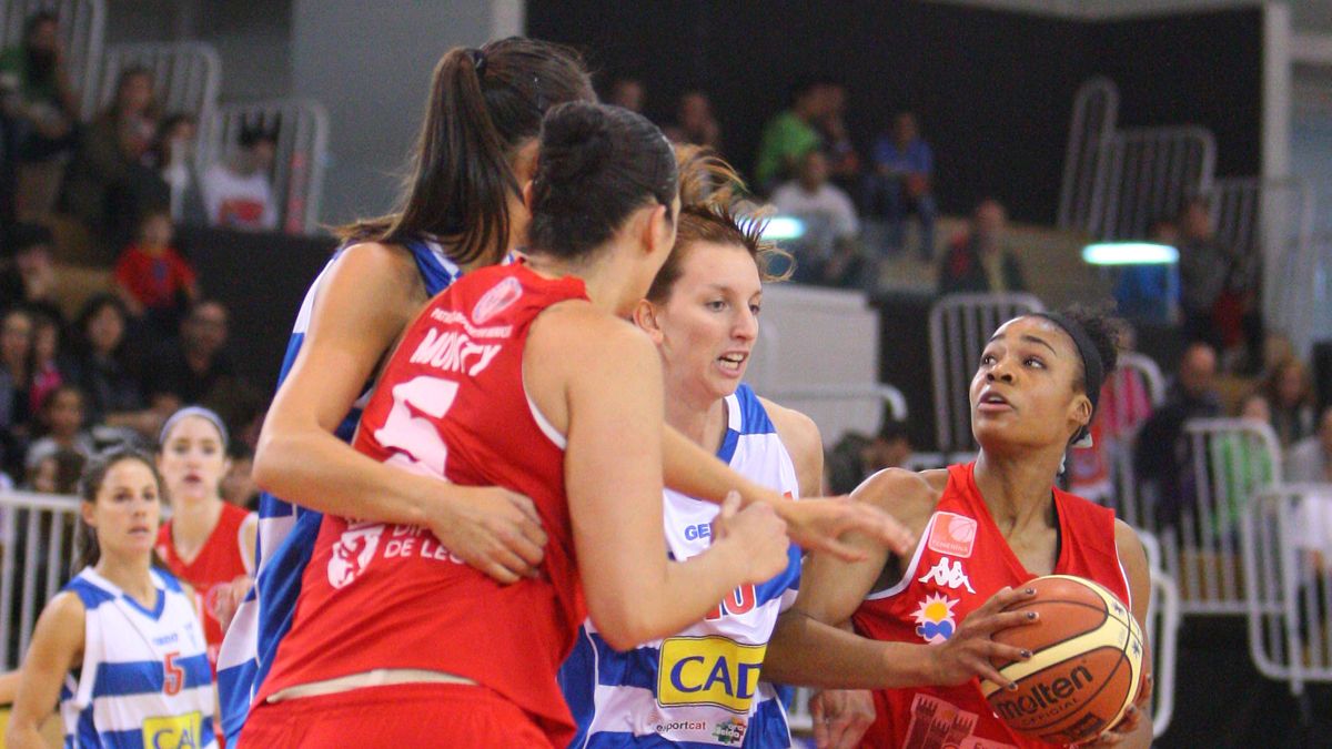 Ariel Edwards vuelve a casa