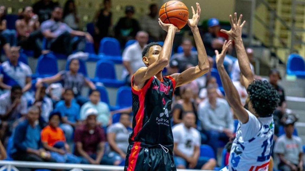 La Cultural se refuerza con Rey Abad