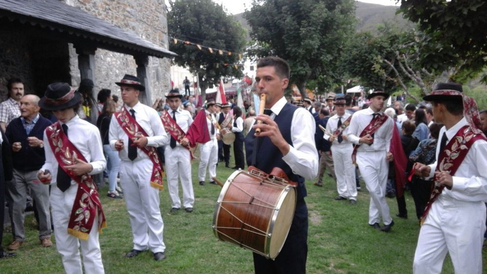 La Junta confirma la declaración de las Danzas de Fornela como Fiesta ...