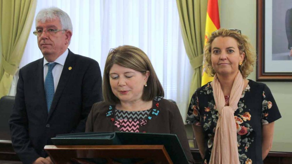 Mª Nélida Fernández, primera decana de la Facultad de Ciencias de la Salud
