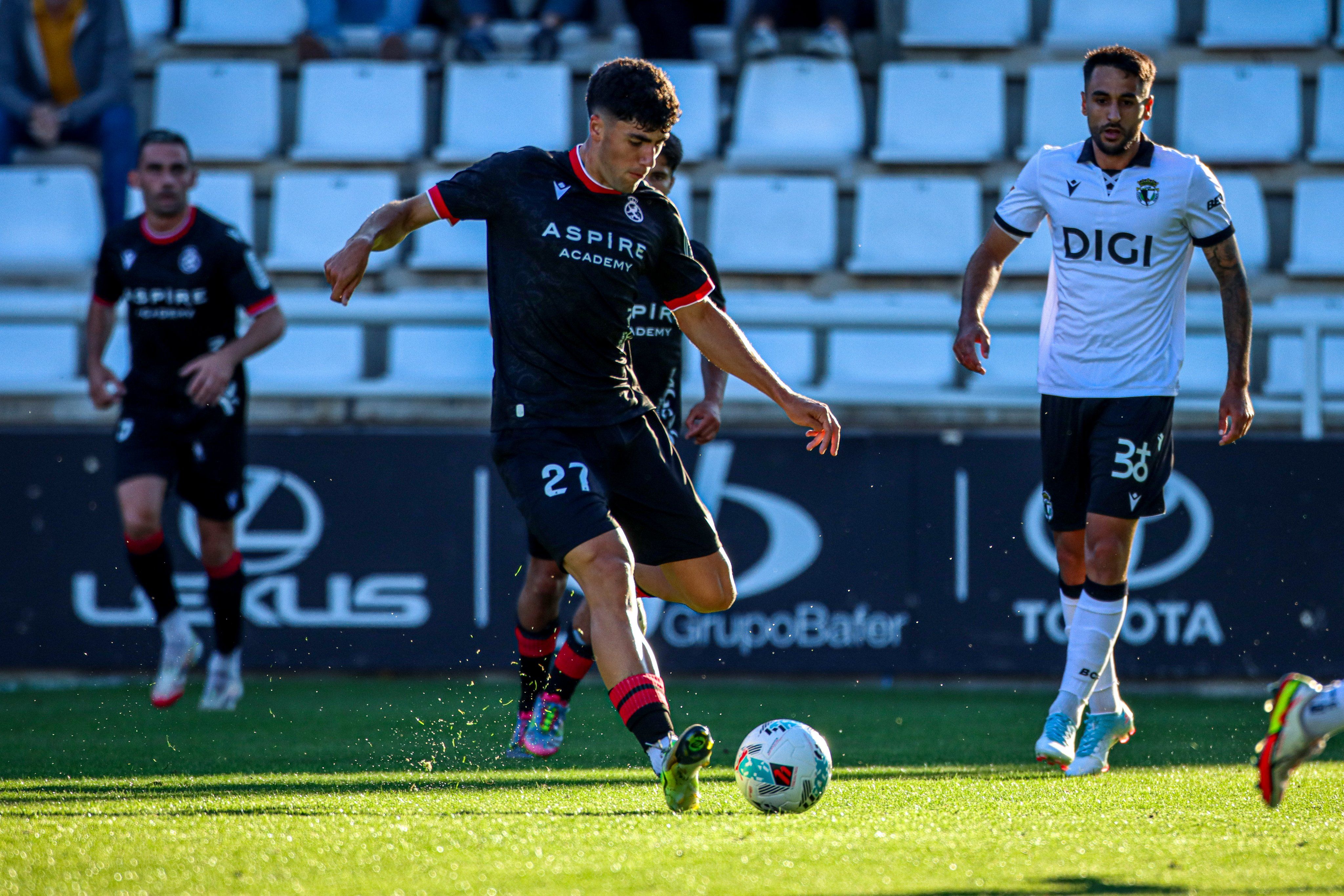 Adri Ruiz se macha cedido al Marbella