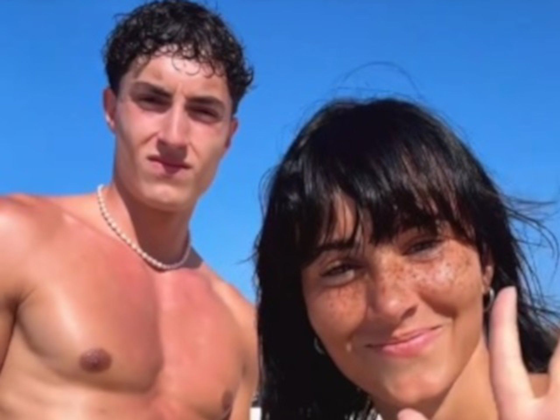 Aitana y Plex comparten el primer vídeo de sus idílicas vacaciones como pareja