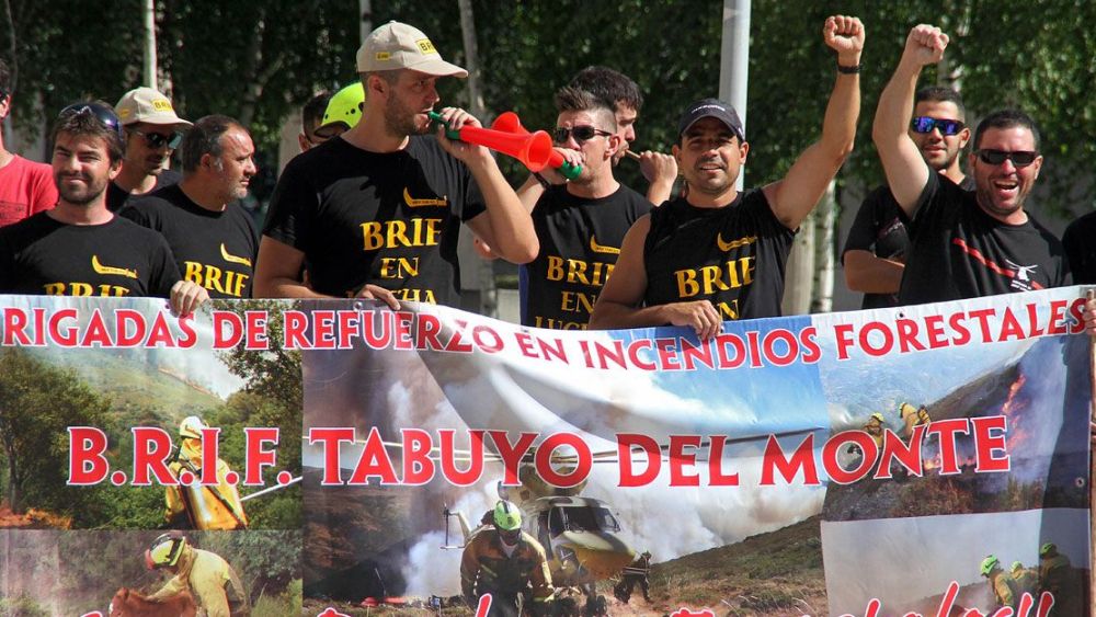 Los bomberos forestales de las Brif inician este lunes una huelga ...