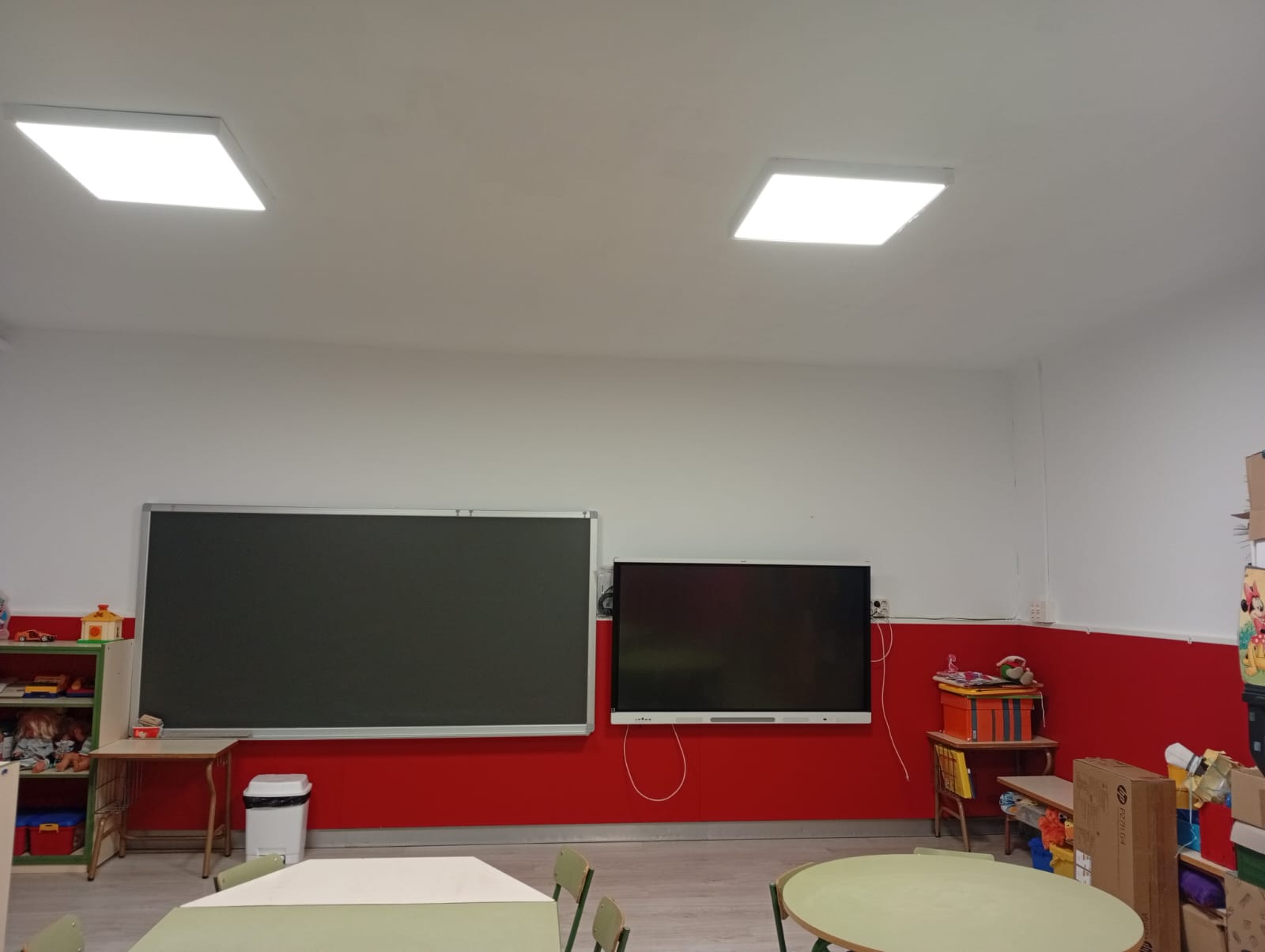 Santa María del Páramo pone a punto las instalaciones del CEIP Benito León