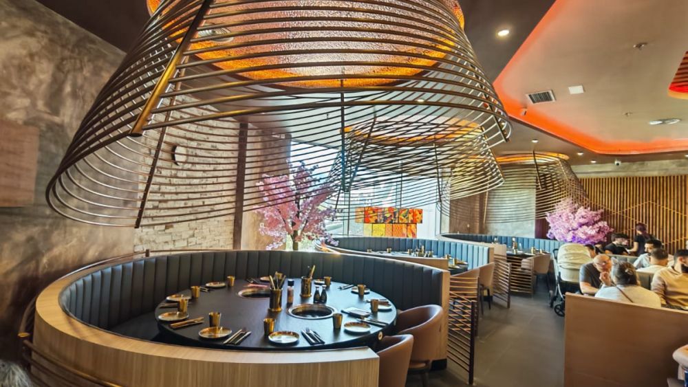 León Plaza amplía su oferta con la apertura del restaurante ‘Toro Toro BBQ’