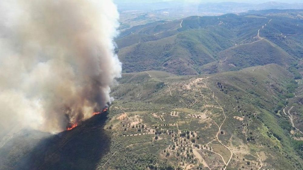 Extinguido el incendio de Peranzanes, que ha calcinado casi 50 hectáreas