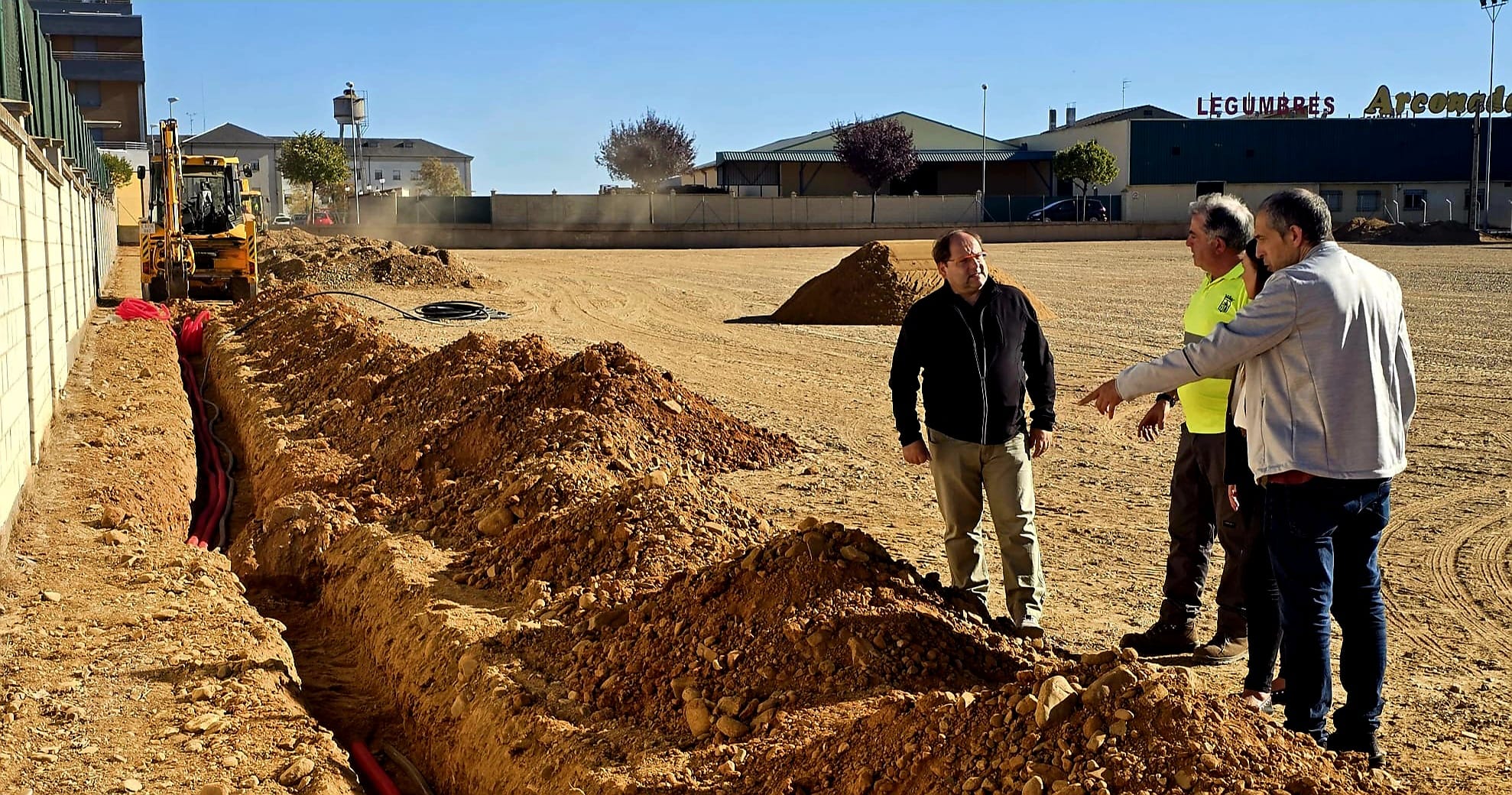 El Ayuntamiento de La Bañeza ultima las obras del aparcamiento de camiones