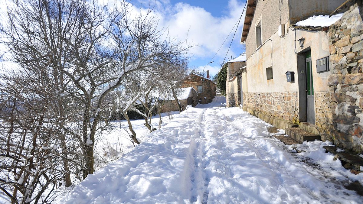 La nieve acecha y podrían caer hasta siete centímetros en la Cordillera ...