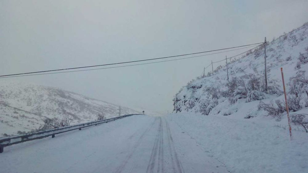 La nieve complica la circulación en el norte de la provincia