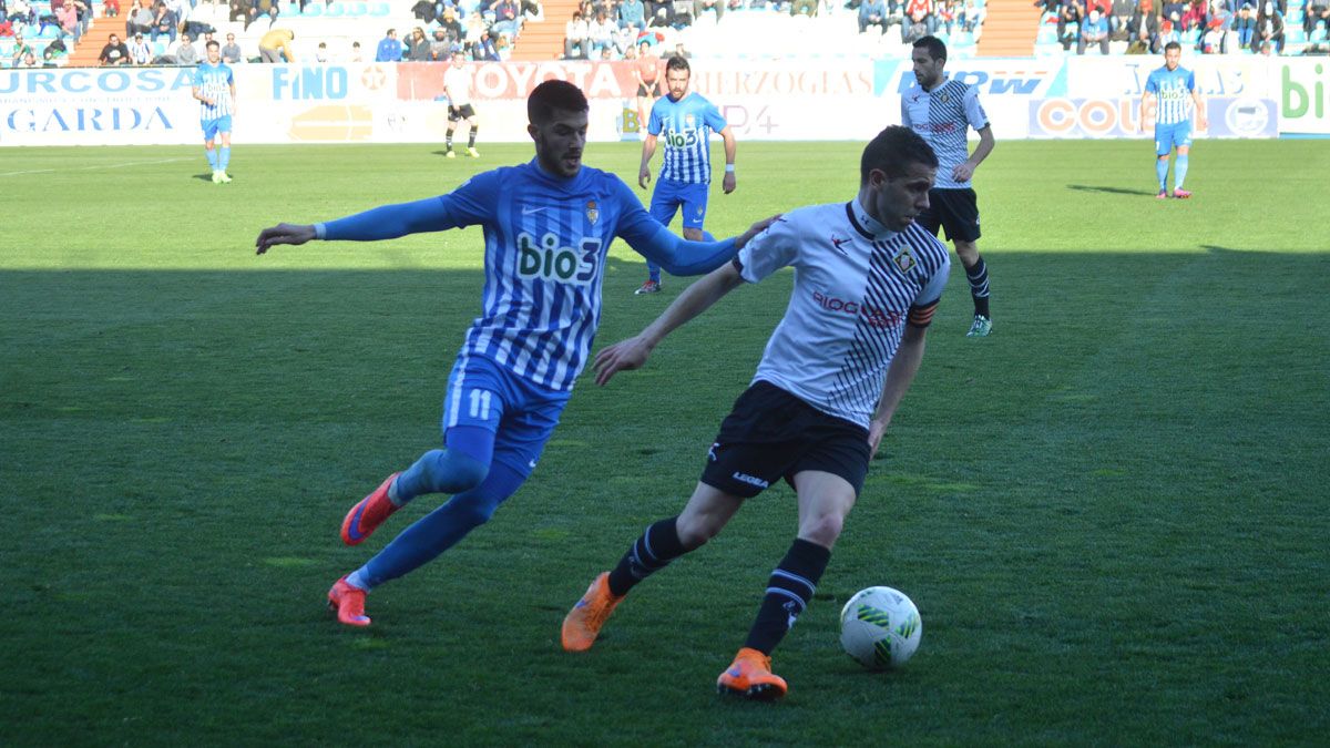 Adán, Yuri y Abel vuelven a entrenar con la Deportiva; Cidoncha sufre ...