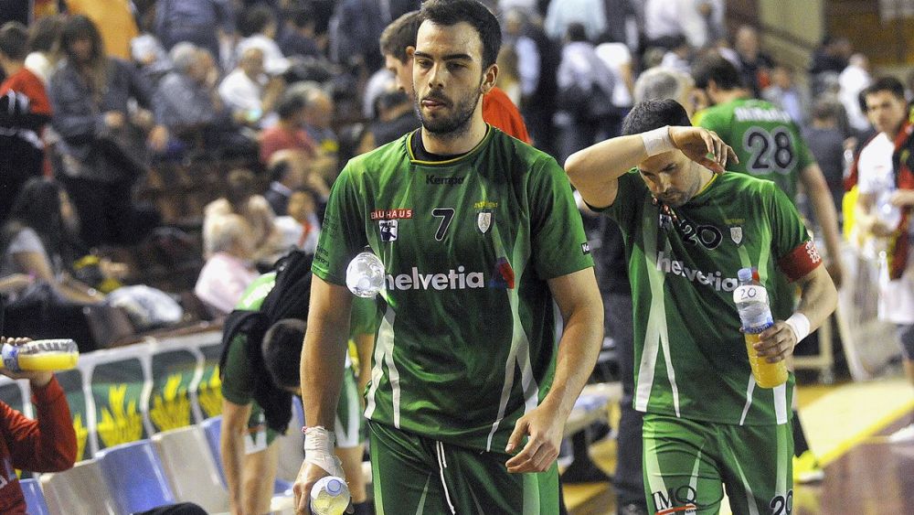 Costoya llegará ‘renovado’ a la pretemporada con el Ademar