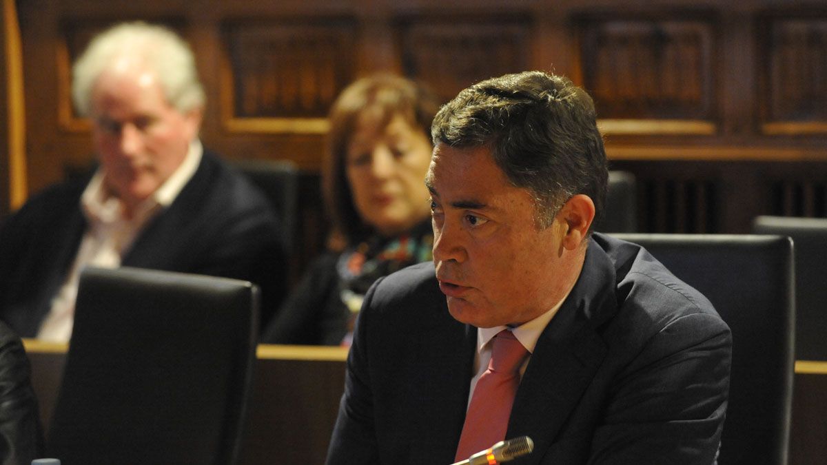 Martínez reclama ayudas para todos los caminos de Santiago