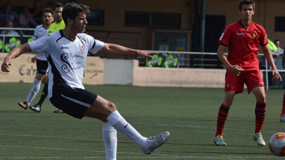 Juventud para el centro de la defensa de la Cultural con Jorge Cano
