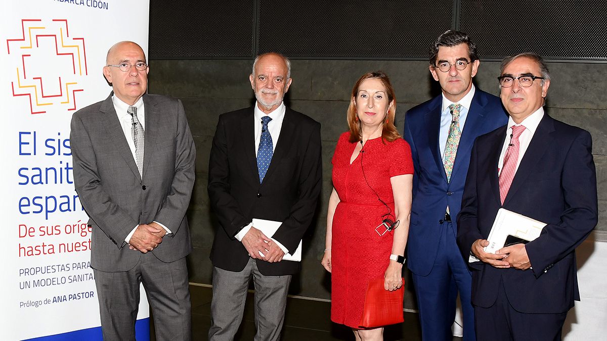 "Es imprescindible acometer reformas estructurales que doten de ...